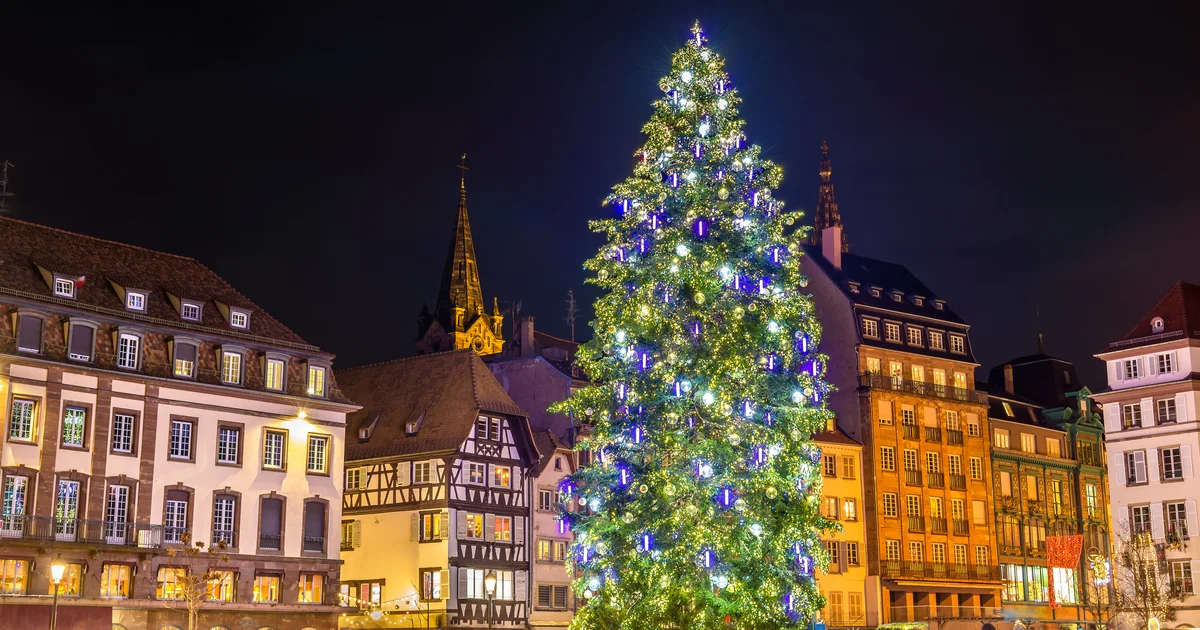 Why You Should Celebrate a Traditional Christmas in France