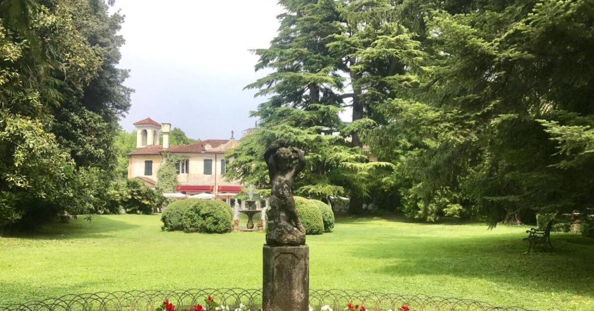 New Year in an Italian Villa & Tuscany Tours | Albatross Tours